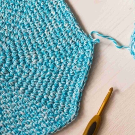 How to Crochet Invisible Slip Stitch: Invisible Crochet Seam - Cuddly ...